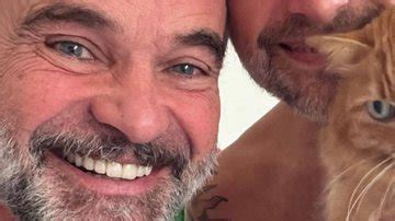 Matheus Carrieri Publica Foto Rara O Filho De Anos Parecem Irm Os