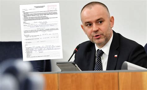 Dobra Zmiana W Nbp Odszed Z Pa Acu Zarabia Krocie U Glapi Skiego