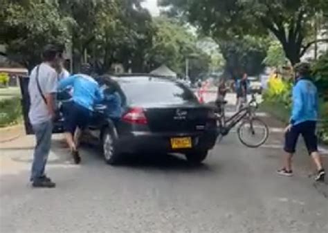 Conductor borracho atropelló a dos personas en ciclovía de Envigado