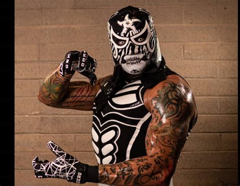 Triplemanía XXX Pentagón Jr presume su físico previo a la lucha estelar