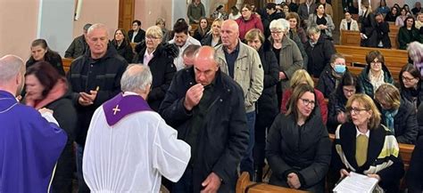 Započela pobožnost 13 utoraka u čast sv Ante Župa Vinjani
