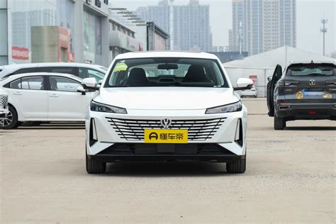 Changan Eado 2024 DCT 125kw Chinese Second Hand Fuel Vehicle For Sale