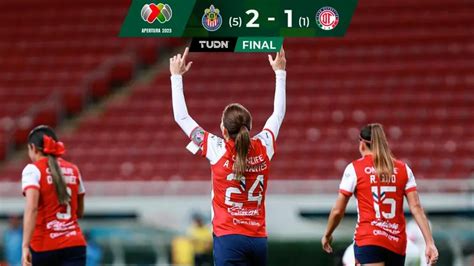 Chivas golea a Toluca con doblete de Licha Cervantes y jugará las
