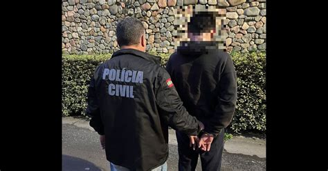 Ap S Troca De Fotos Ntimas Homem Exige Dinheiro De V Tima E Preso