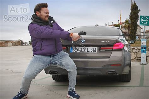 VÍDEO Prueba del BMW 545e PHEV un M5 con etiqueta azul AutoScout24