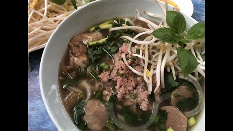 Instant Pot Pho Tai Bo Vien Pho W Rare Beef Meatballs YouTube