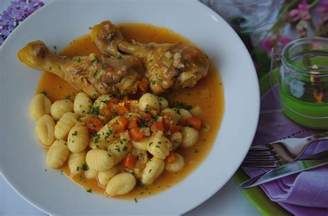 Sa Ina Kuhinja Kiflice Sa Orasima Recept Sa Ina Kuhinja