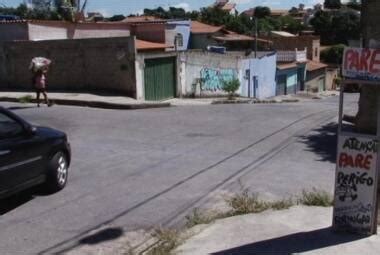 Moradores de Contagem cobram sinalização nos cruzamentos do bairro