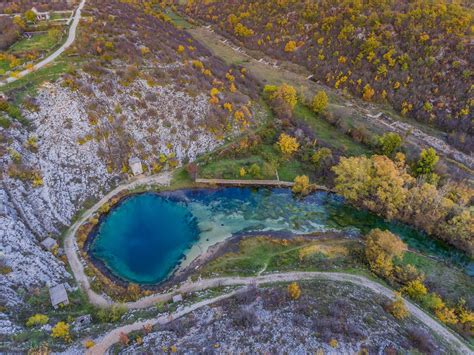 Slobodna Dalmacija Cetina rijeka koja je pitka od izvora do ušća
