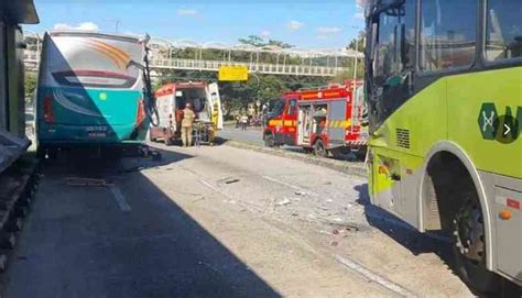 Acidente Entre Dois Nibus Deixa Feridos Em Bh Gerais Estado De