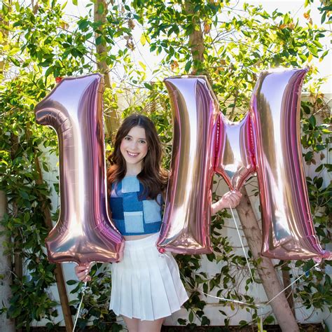 Symonne Harrison Hit 1 Million On Instagram Aurora Sleeping Beauty