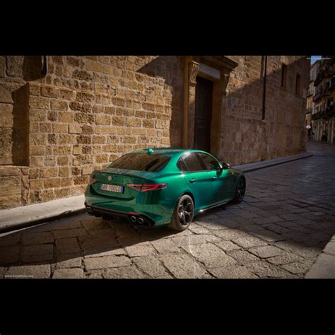 Alfa Romeo Giulia Quadrifoglio Th Anniversary Stunning Hd