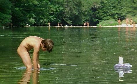 Haariger Sex Mit Jungen Deutschen Teen Outdoor Im Fkk Garten Telegraph