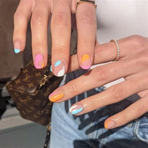 15 diseños de uñas color pastel para lucir en primavera 2021 Actitudfem