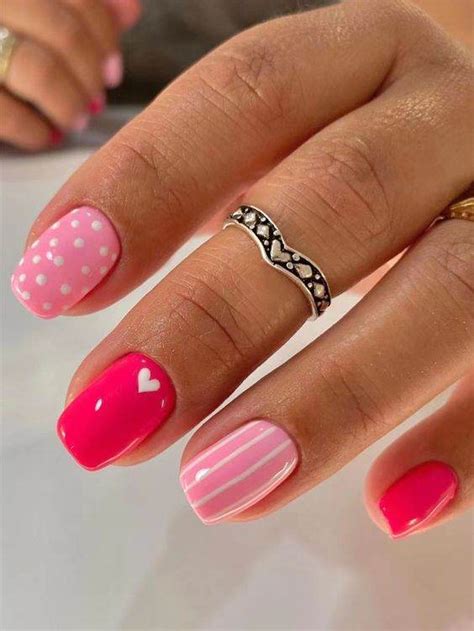 Chic Short Nail Designs For Beginners To Copy