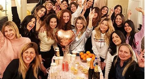 Costanza Caracciolo Compie 29 Anni Super Party Con Le Amiche Vip