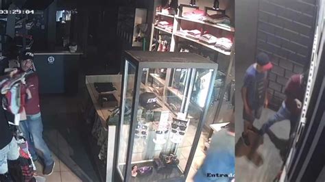 Ladrões fazem arrastão em loja e levam R 60 mil em roupas na Moreninha