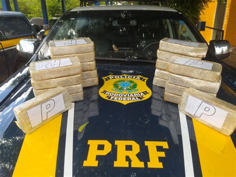 Combate ao tráfico de drogas PRF em Picos PI apreende 20 Kg de