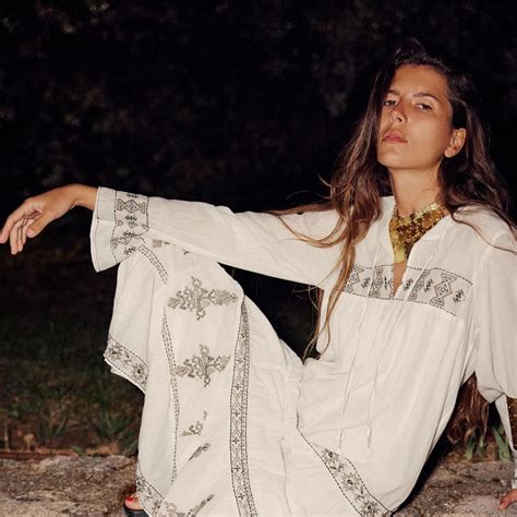 Siete B Sicos De Las Rebajas De Zara Que Son Ponibles Y Muy
