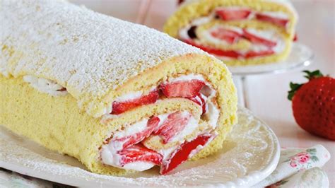 Gâteau roulé aux fraises seulement 7 minutes Ma Patisserie