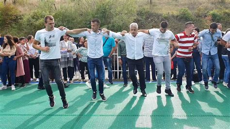 Hercegovci kolo vode Glavatičevo kod Konjica Amko Bend Bosanski