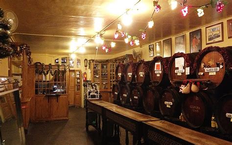 El Templo de las Borracheras Los bares y restaurantes más antiguos de