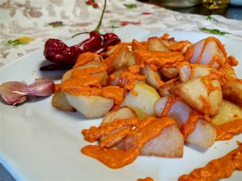 Receta de Las auténticas patatas bravas Eureka Recetas