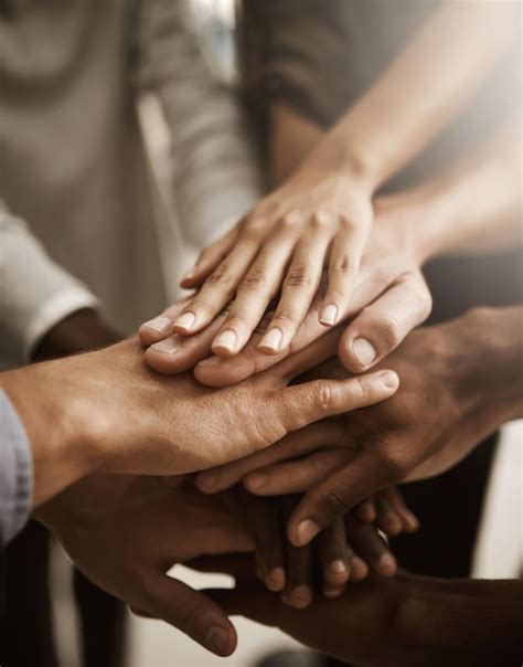 Trabajo En Equipo De Manos Y Apoyo Con Un Grupo O Equipo De Personas