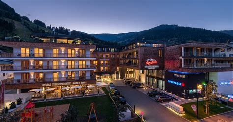 Hotel in Zell am See Appartement am See in Österreich AlpenParks