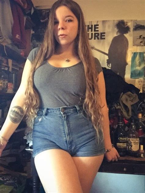 Chubby Girls Spreading