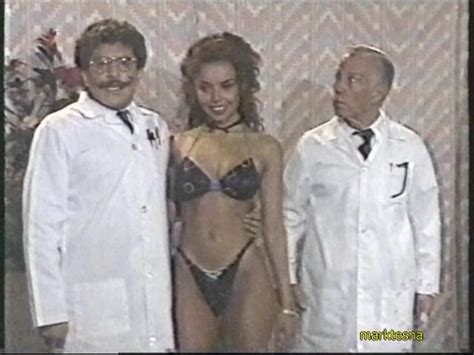Naked Liliana Lago In Puro Loco