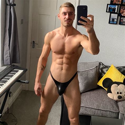 Model Of The Day Craig Marks Daily Squirt