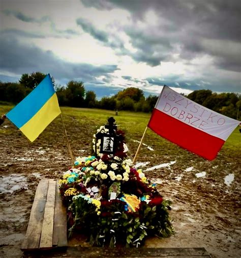 ZawszeFrantiscaFranco On Twitter RT Dwolosiuk Na Cmentarzu Przy