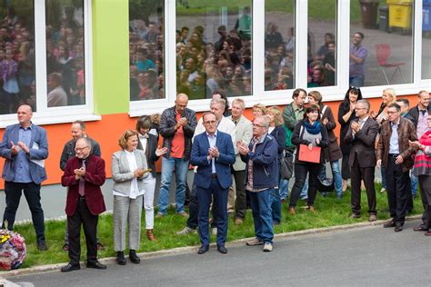 Endlich Unser Neues Schulhaus Wird Eingeweiht Montessori Verein