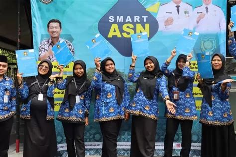 DITERIMA PADA JANUARI 2024 INILAH TABEL GAJI TERBARU PNS GOL I II III