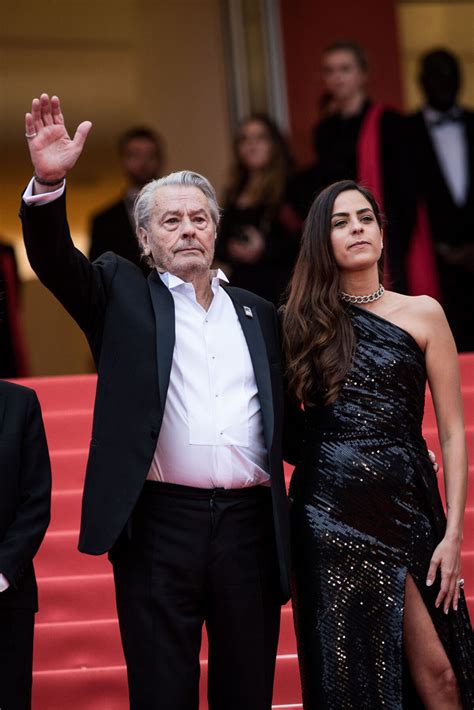 Photo Alain Delon Et Sa Fille Anouchka Delon Mont E Des Marches Du