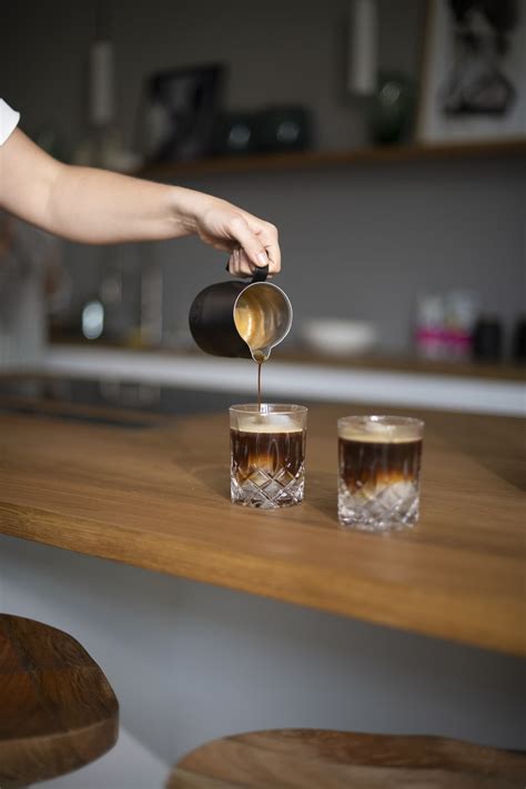 Kalter Kaffee Cold Brew Zu Hause Selbst Machen Plus Magazin