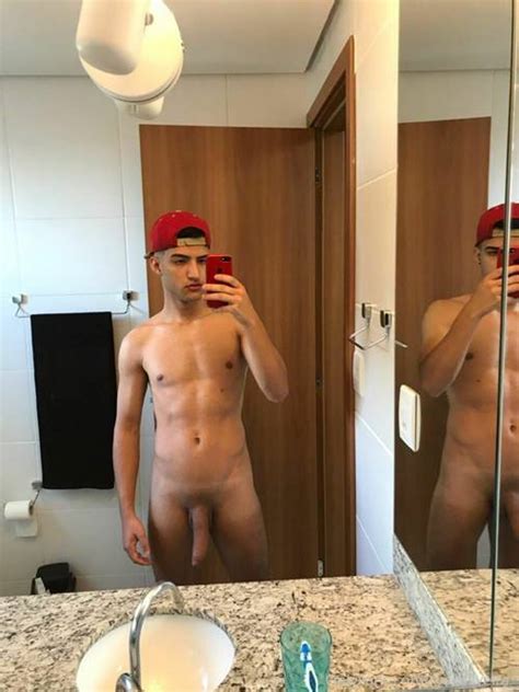15 Nudes De Novinhos Dotados Do ZAP Homens Pelados BR