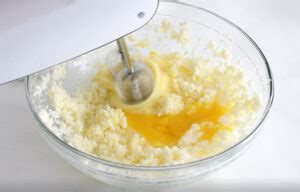 Pina Colada Cupcakes Sprinkle Bakes