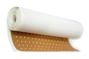 Produit Sparadrap perforé 4x18cm Rouge MedicinaPlast