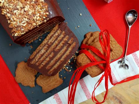 Tarta De Galletas Y Chocolate Con Un Toque De Caf