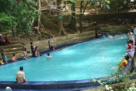 Bukan Cuma Di Subang Dan Garut Ini 5 Pemandian Air Panas Di Kabupaten