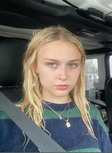 Image Of Alyvia Alyn Lind