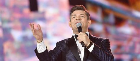 Zenek Martyniuk mieszka w takim domu Król disco polo opływa w
