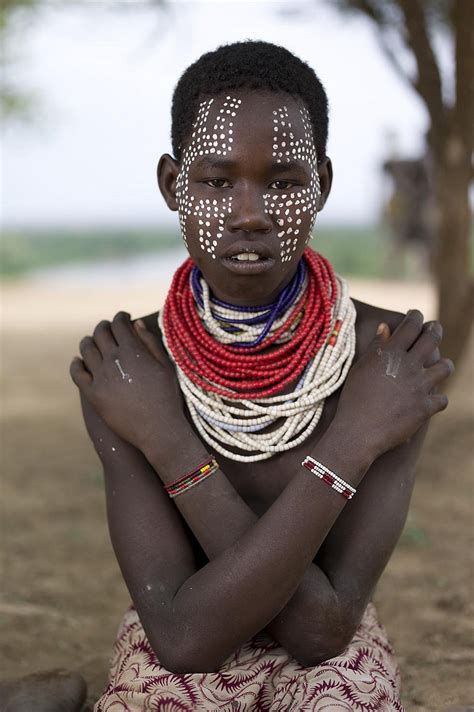 Giovane Ragazza Trubal Africana Nuda Foto Di Donne