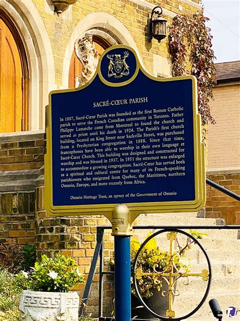 Paroisse du Sacré Cœur Toronto s First French Canadian Church