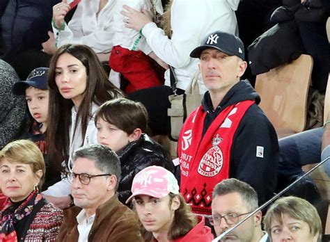 Photo Gad Elmaleh et son fils Raphaël Elmaleh dans les tribunes lors