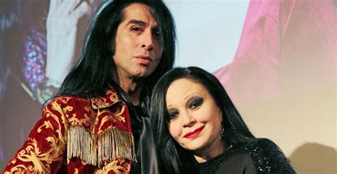 Alaska Y Mario Vaquerizo Defienden A Los Negacionistas Son Valientes