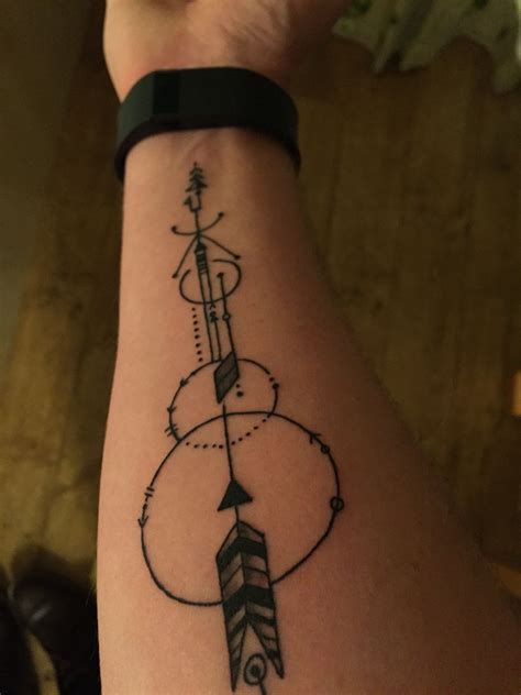 New Tattoo Arrow More Cool Forearm Tattoos Forearm Tattoo Design Arm