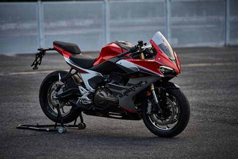Qj Motor Srk Rs La Sportive A Qui N A Peur De Rien Moto Station